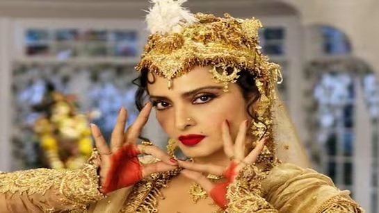 Rekha Age: Biography, Education, Net Worth, Career & More - Times Buz